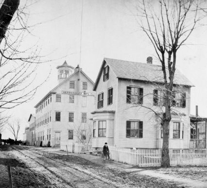 Home - Herreshoff Marine Museum